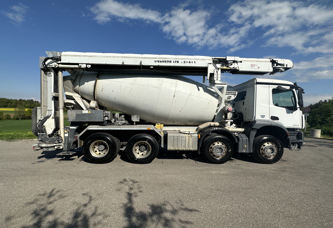 MERCEDES-BENZ, Arocs 3243 8x4 Liebherr Band, Betonmischer | swisstruck ...