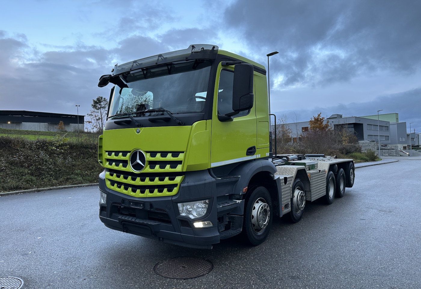 Lastwagen, Lieferwagen, Anhänger, Sattelauflieger, Bus kaufen und ...